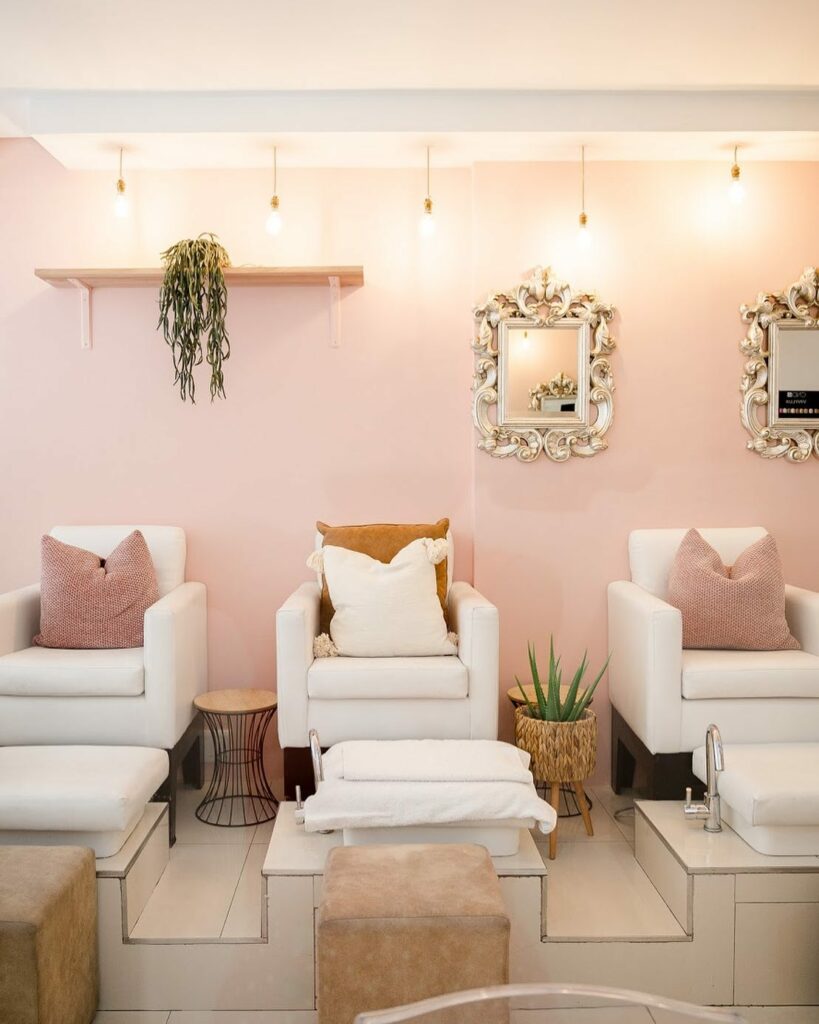 The Glam Bar / Beauty Bar Cape Town - OUR VANITY LIST